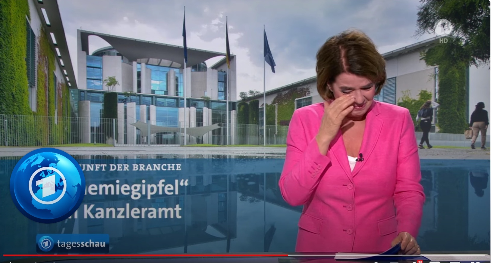 Video des Tages: Lachflash bei Tagesschau-Sprecherin Susanne Daubner