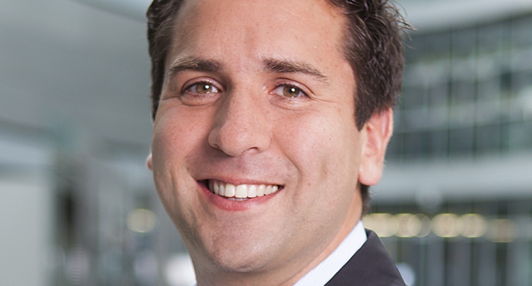 Benjamin Becker steigt bei Omnicom auf