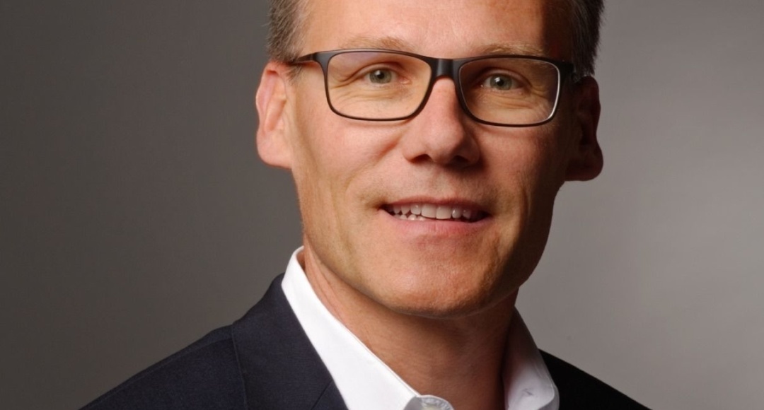 Handelsblatt Media macht Ivo Hoevel (auch) zum Director Sales ...