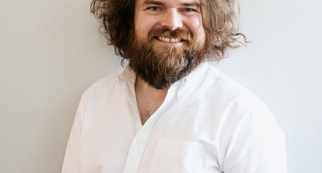 Strichpunkt verpflichtet Peter Matz als Chef des neuen Hamburg-Büros