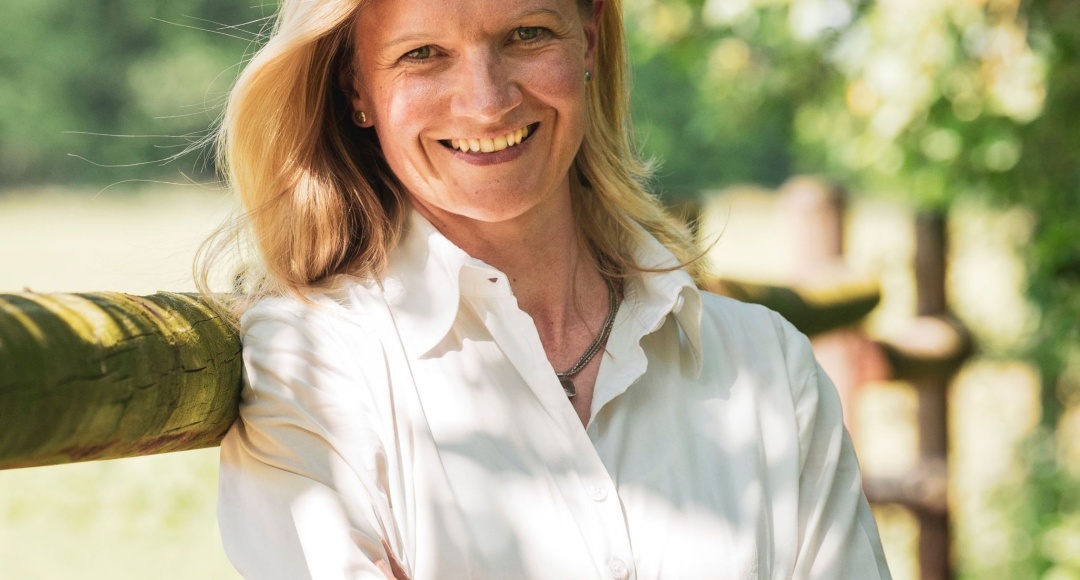 Sarah Schnieder steigt als Chefredakteurin bei Reiter Revue ...
