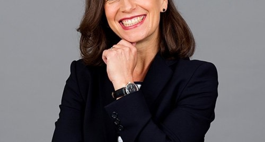 Fink & Fuchs-Vorstand Alexandra Groß: "Hinter E-Mails kann man sich gut ...