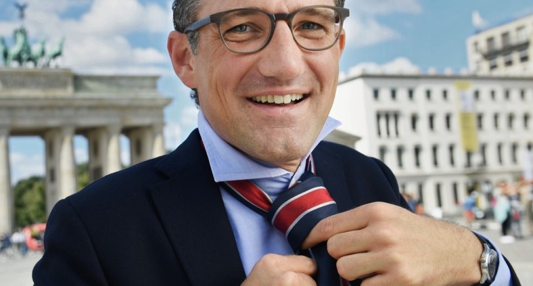 Dear Ladies and Germans! kress.de verlost Peter Littgers neues Buch ...