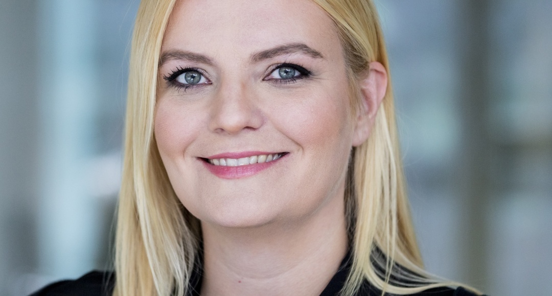 Aufregender Transformationprozess: Anna Ringle wird ...