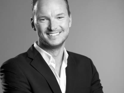 Patrick Wolf gründet Schöne neue Welt.