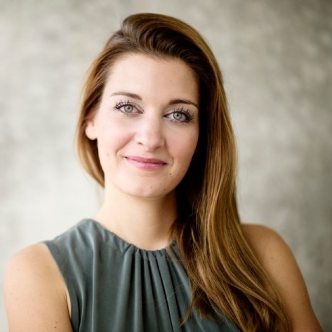 Anna-Beeke Gretemeier holt Cordula Schmitz ins Führungsteam von Stern ...